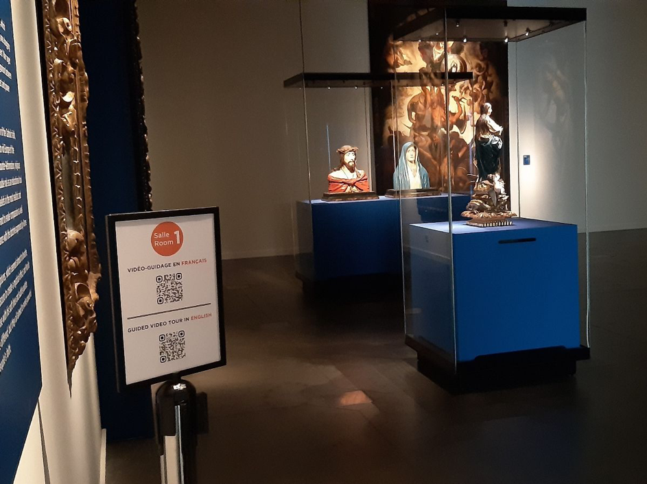 Visites audiovisuelles sur votre smartphone Scannez les QR codes dans ...